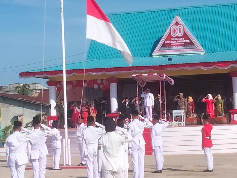 Upacara Peringatan HUT ke-80 RI di Kecamatan Kateman Berlangsung ...